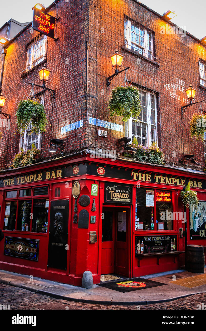 The Temple Bar Pub in Temple Bar Street Dublin City Ireland Stock Photo ...