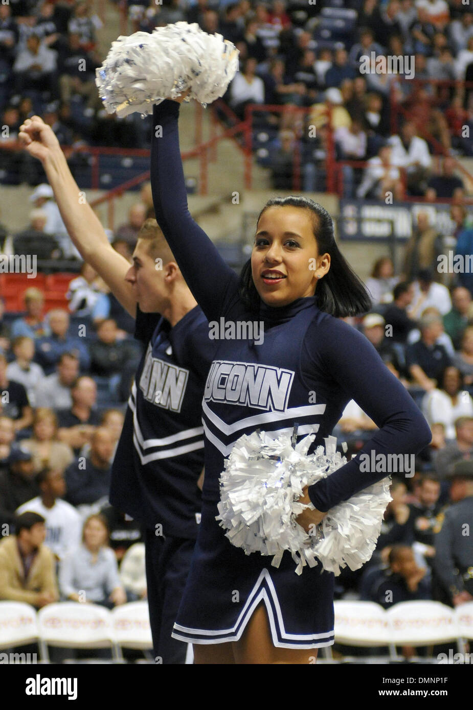 Uconn cheerleaders hi-res stock photography and images - Alamy