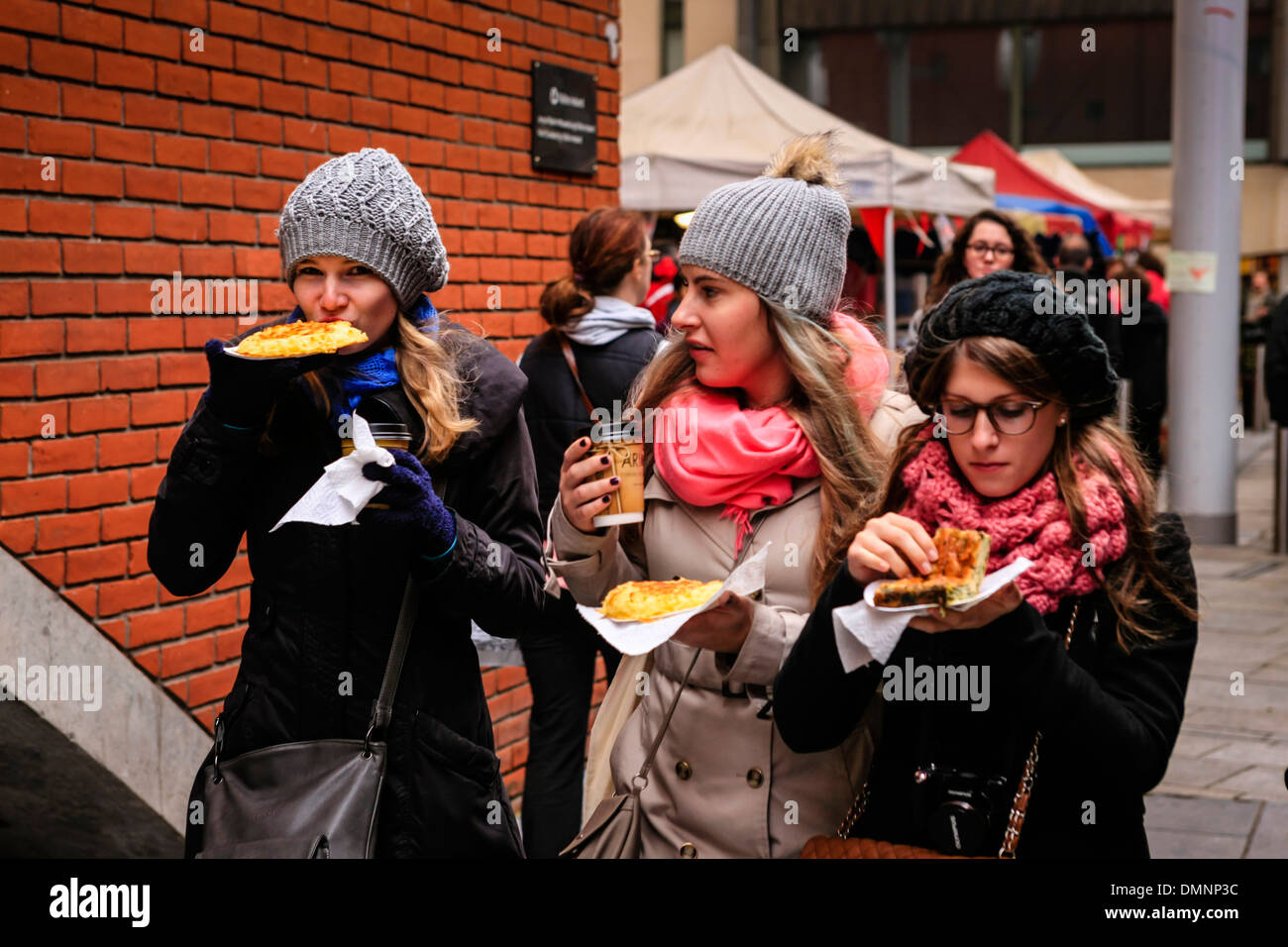 Three college students stand hi-res stock photography and images - Alamy