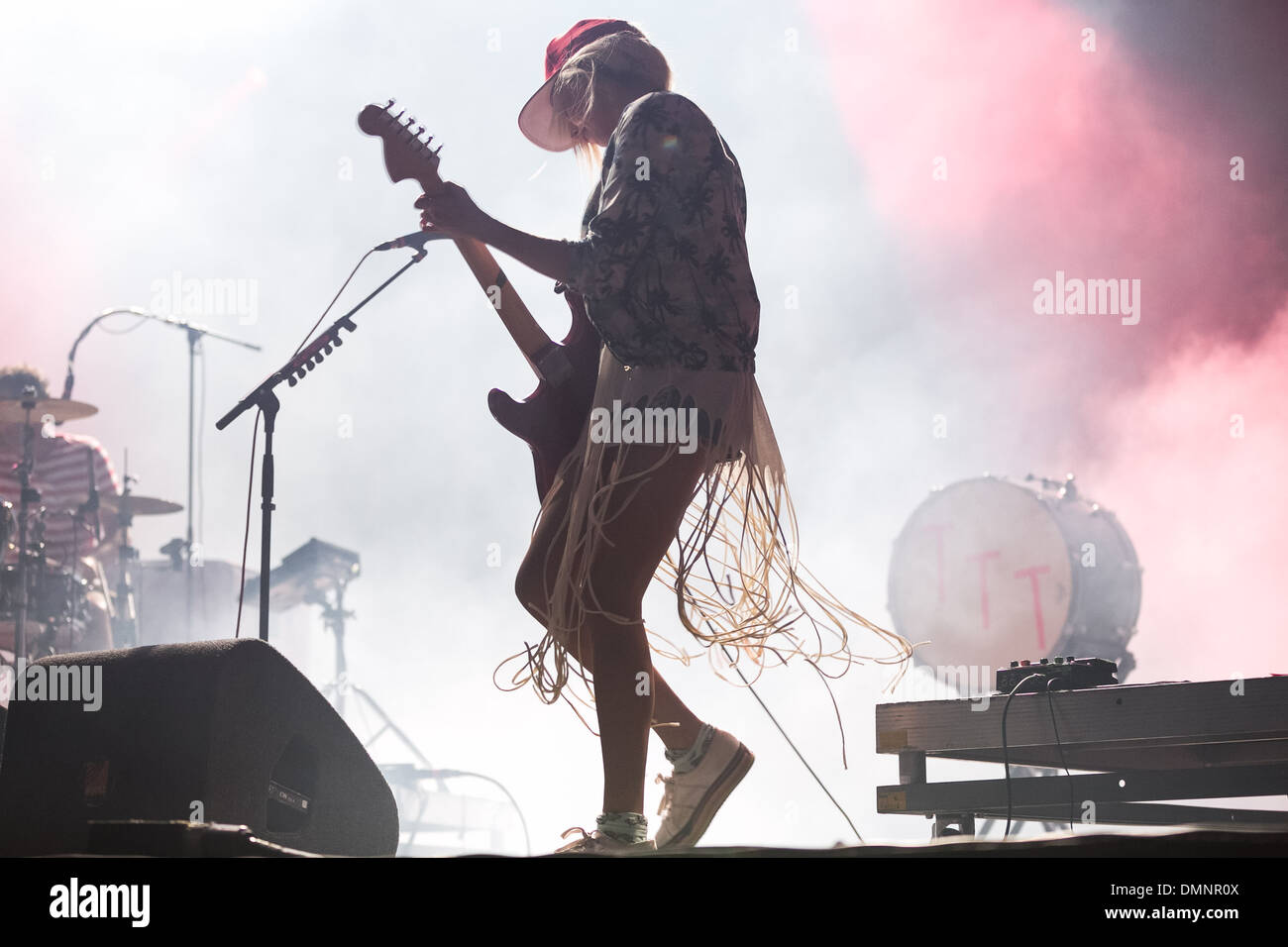 The Ting Things performing live at Festival Sudoeste TMN Day 4 ...