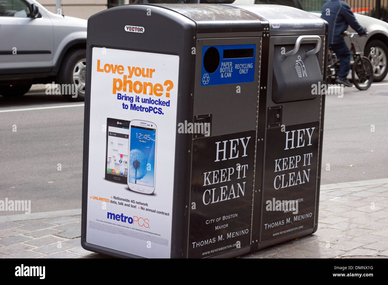 Mobile phone advert hi-res stock photography and images - Alamy