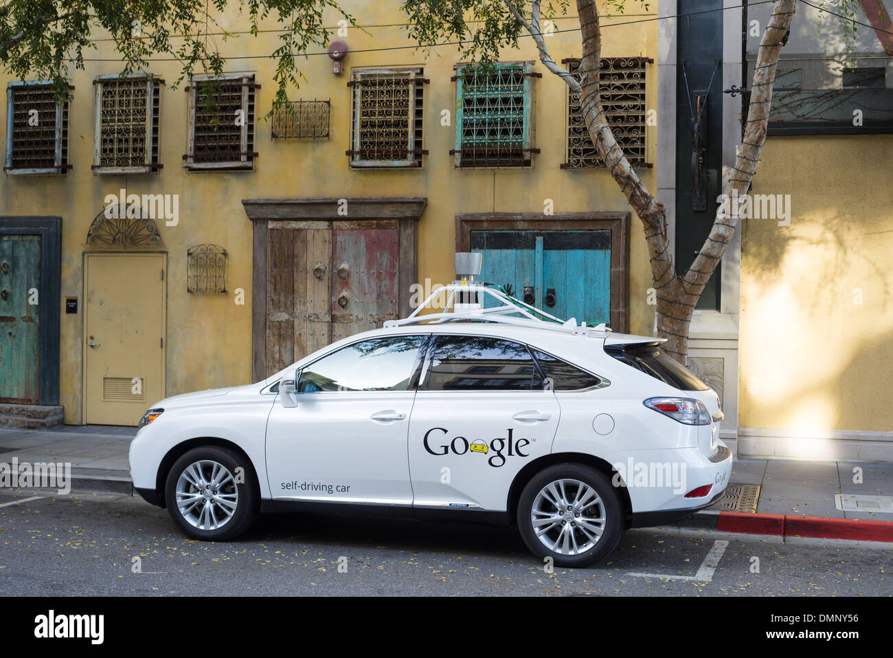 Self driving car hi-res stock photography and images - Alamy