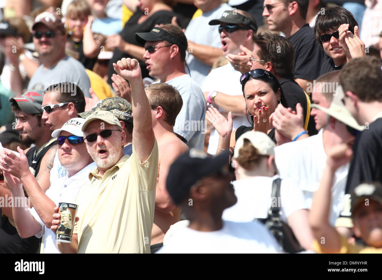 Wake forest north carolina hi-res stock photography and images - Alamy