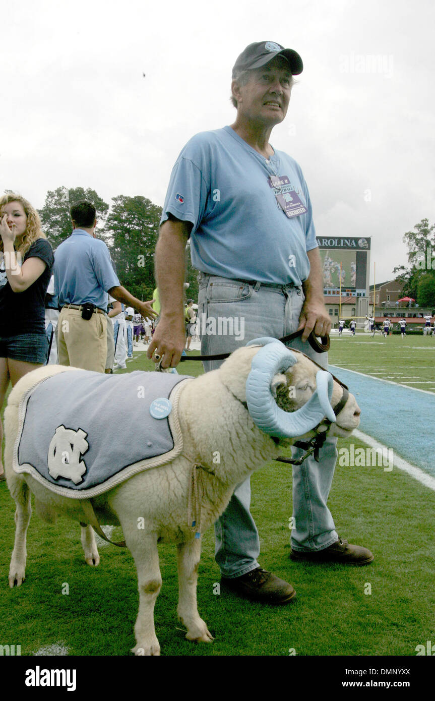 Tarheels mascot hi-res stock photography and images - Alamy