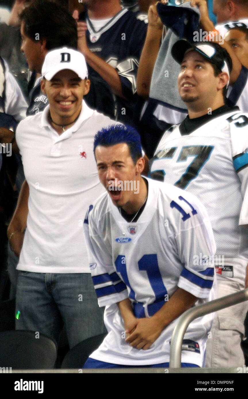 Dallas cowboy fans at stadium hi-res stock photography and images - Alamy