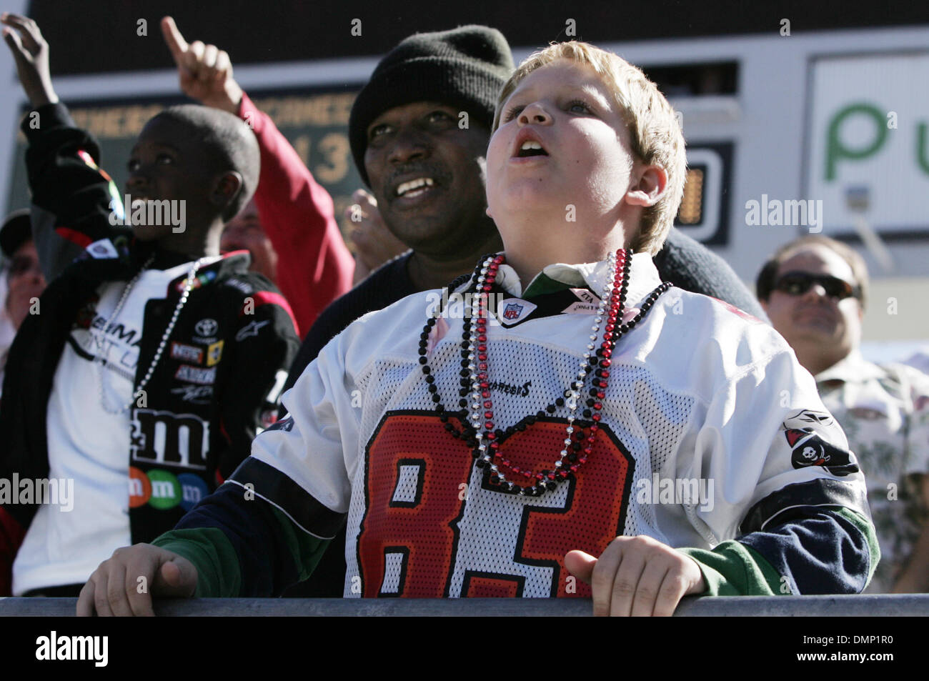 Oct. 18, 2009 - Tampa, Florida, U.S - October 18, 2009: Tampa Bay fans ...