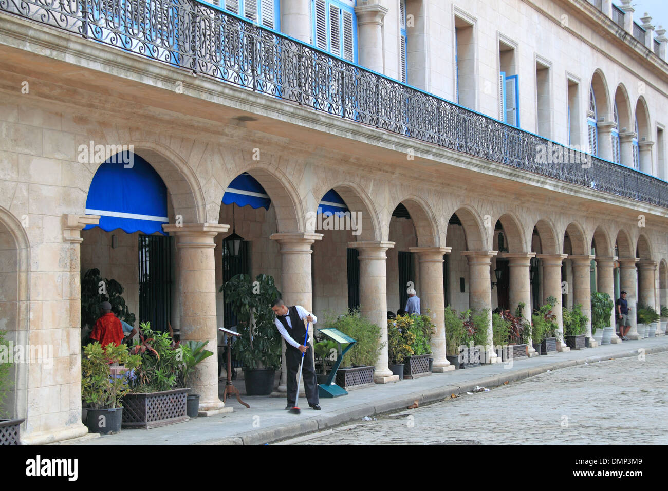 Hotel Santa Isabel, Plaza de Armas, Old Havana (La Habana Vieja), Cuba ...