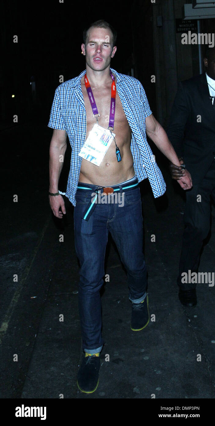 South african olympic swimmer hi-res stock photography and images - Alamy