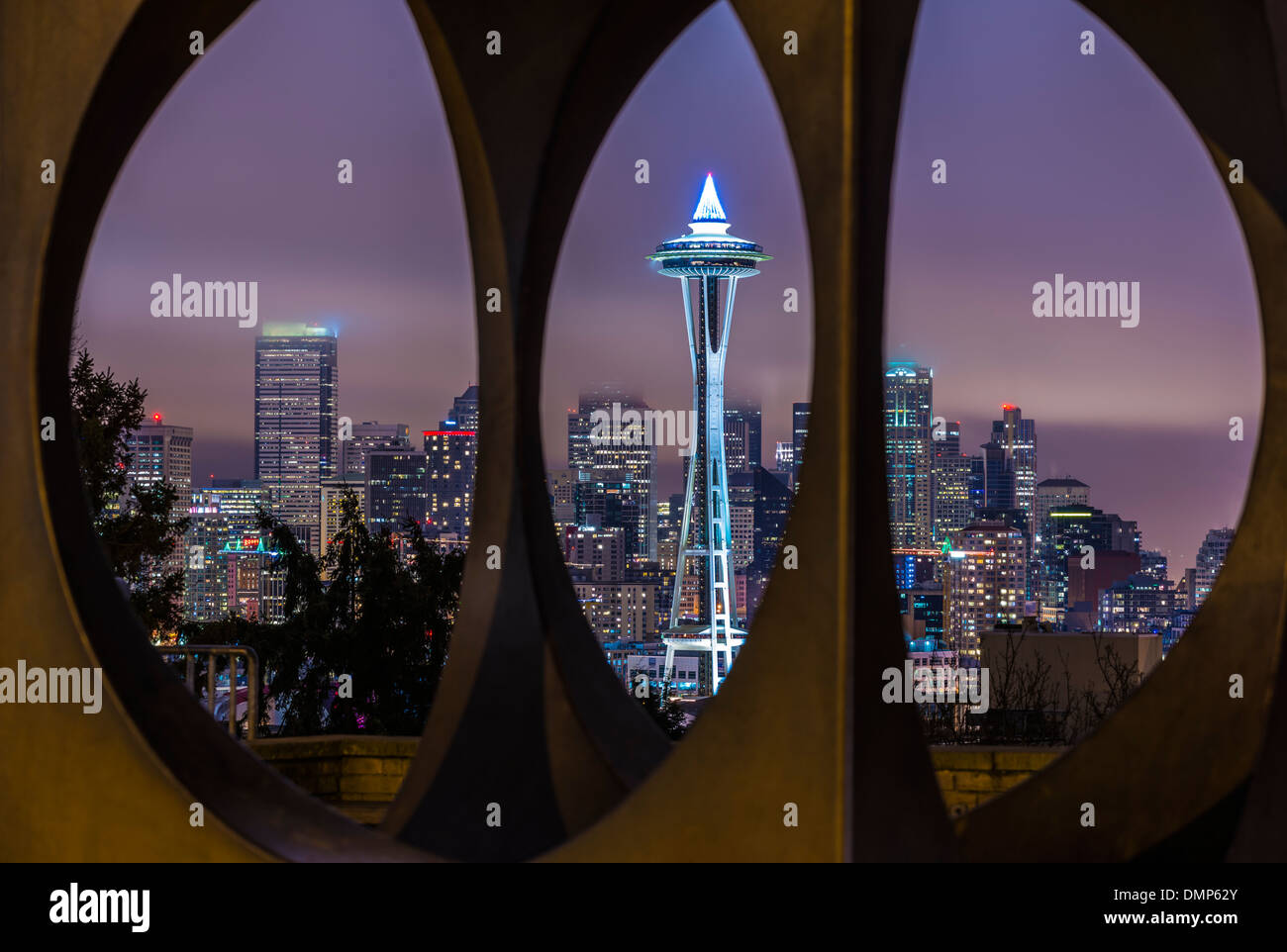 Seattle skyline at night Stock Photo - Alamy