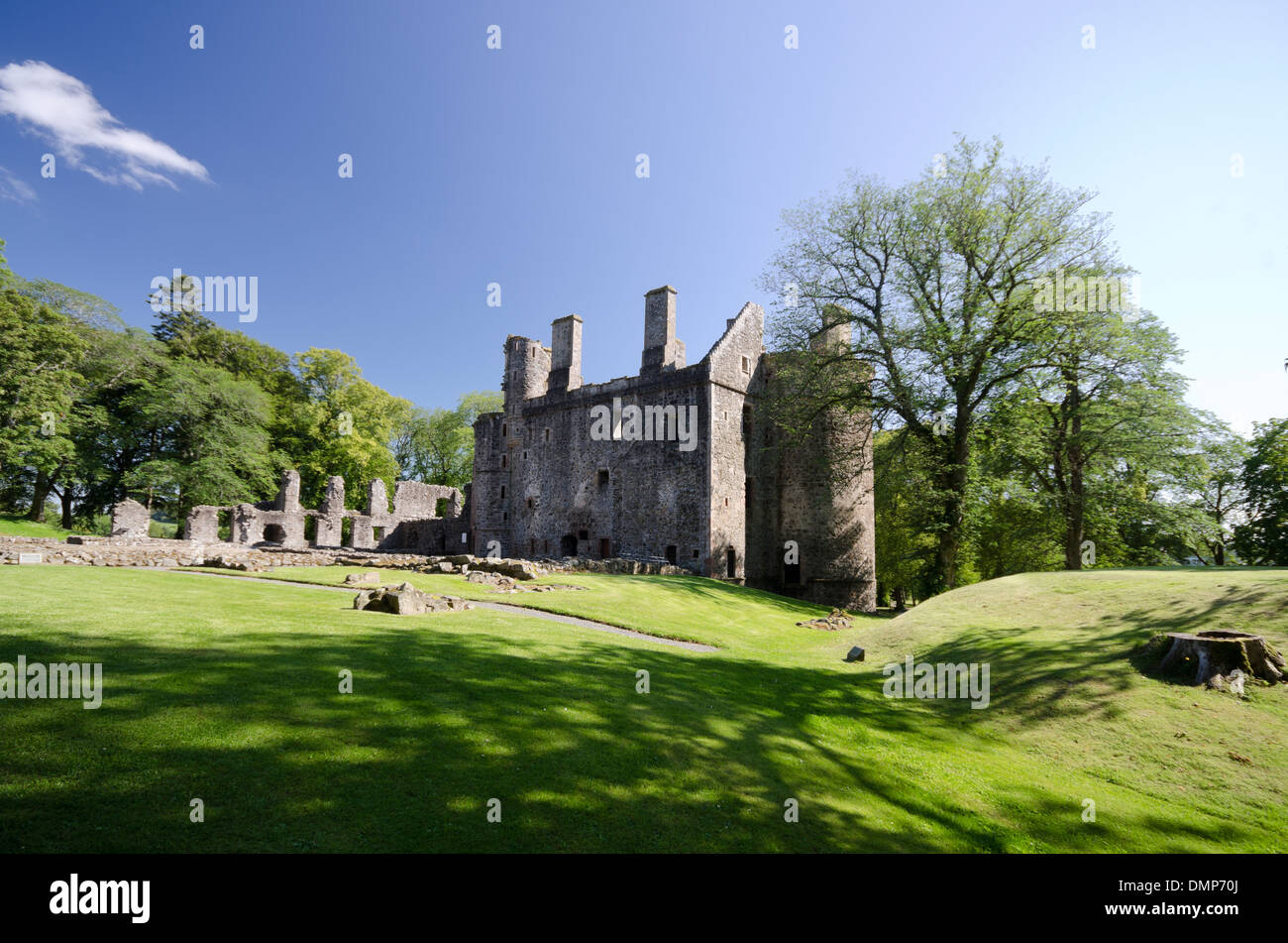 huntly castle historic scotland aberdeen Stock Photo - Alamy