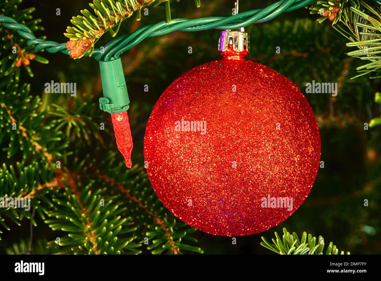 Red christmas tree bulb hi-res stock photography and images - Alamy