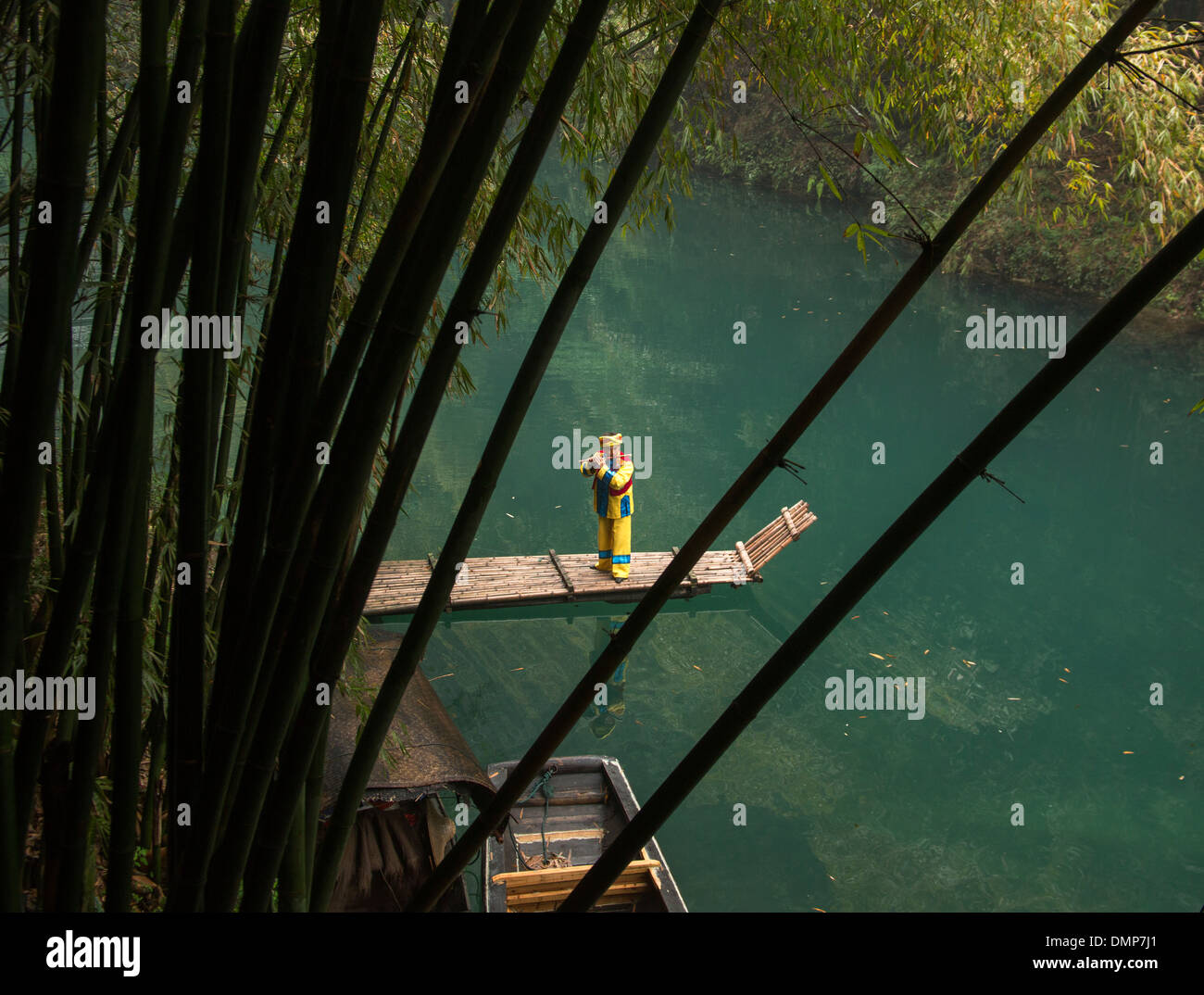 Bamboo raft chinese art hi-res stock photography and images - Alamy