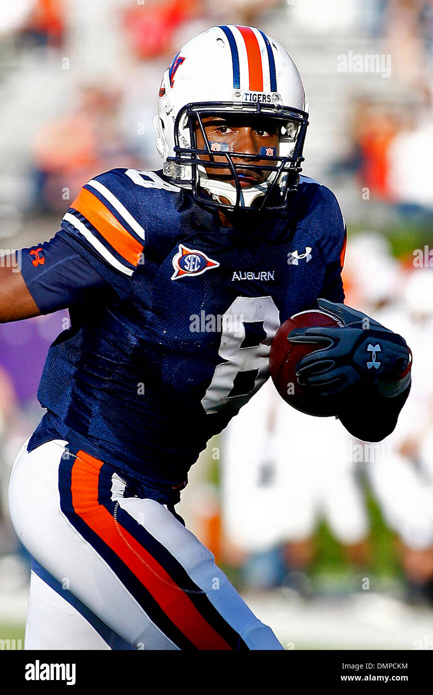 Nov. 07, 2009 - Auburn, Alabama, U.S - 07November2009: Auburn's Harry ...