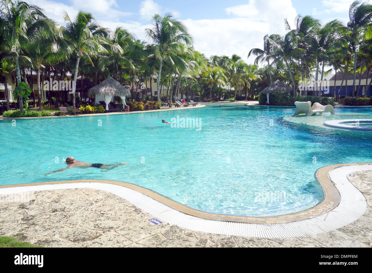 Resort swimming pool in Varadero, Cuba Stock Photo - Alamy