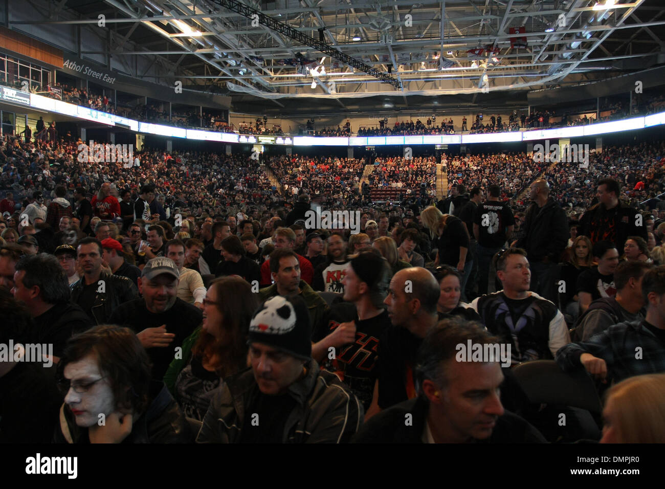 Oct. 07, 2009 - Oshawa, Ontario, Canada - 7 October 2009: The iconic ...