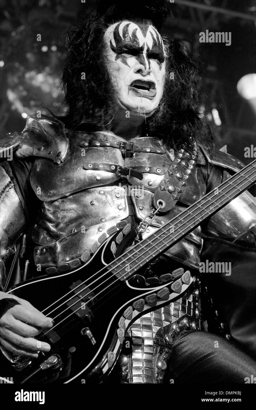 Oct. 07, 2009 - Oshawa, Ontario, Canada - 7 October 2009: The iconic ...