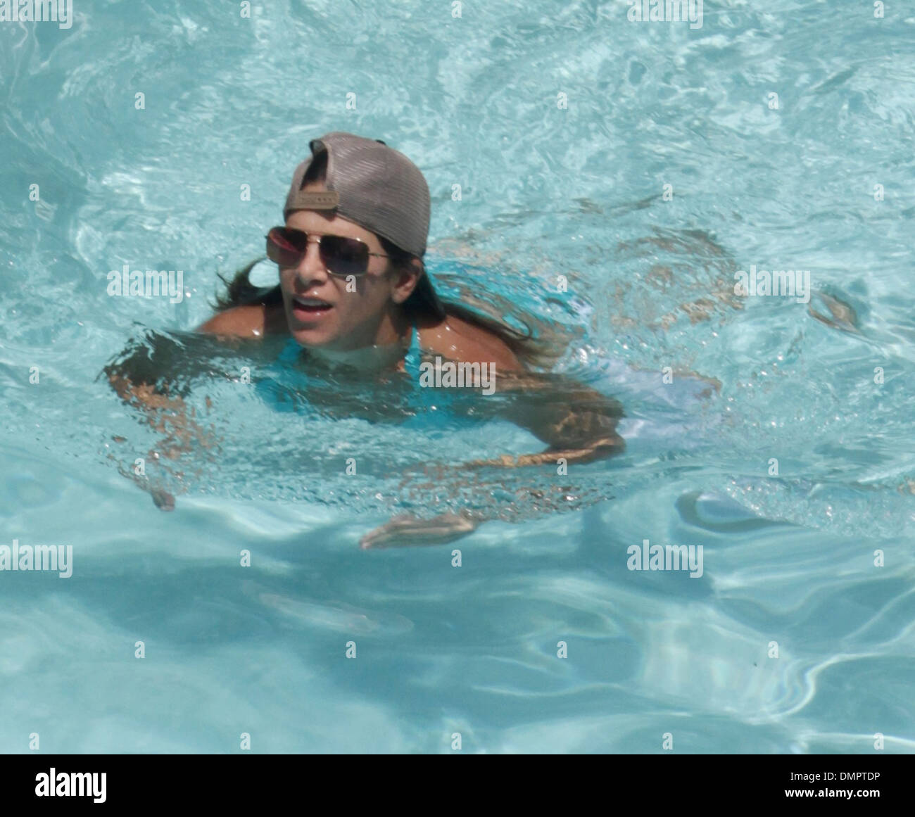 Jillian Michaels enjoy some relaxing time in pool in Miami Beach Miami ...