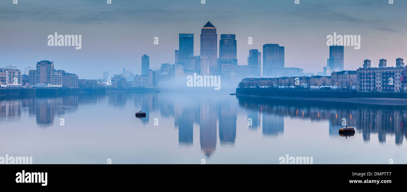 Fog foggy weather day daytime hi-res stock photography and images - Alamy