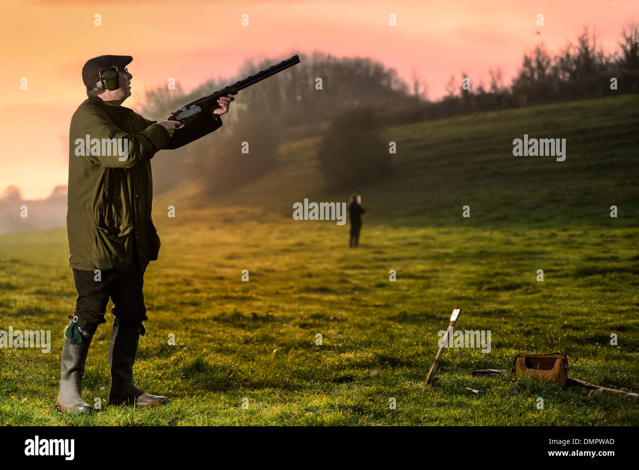Shooting party hi-res stock photography and images - Alamy