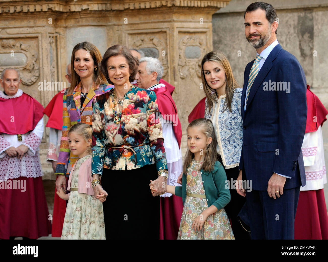 The Spanish Royal Family, without the King Juan Carlos, in the ...