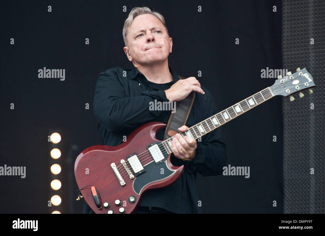 Bernard sumner england hi-res stock photography and images - Alamy