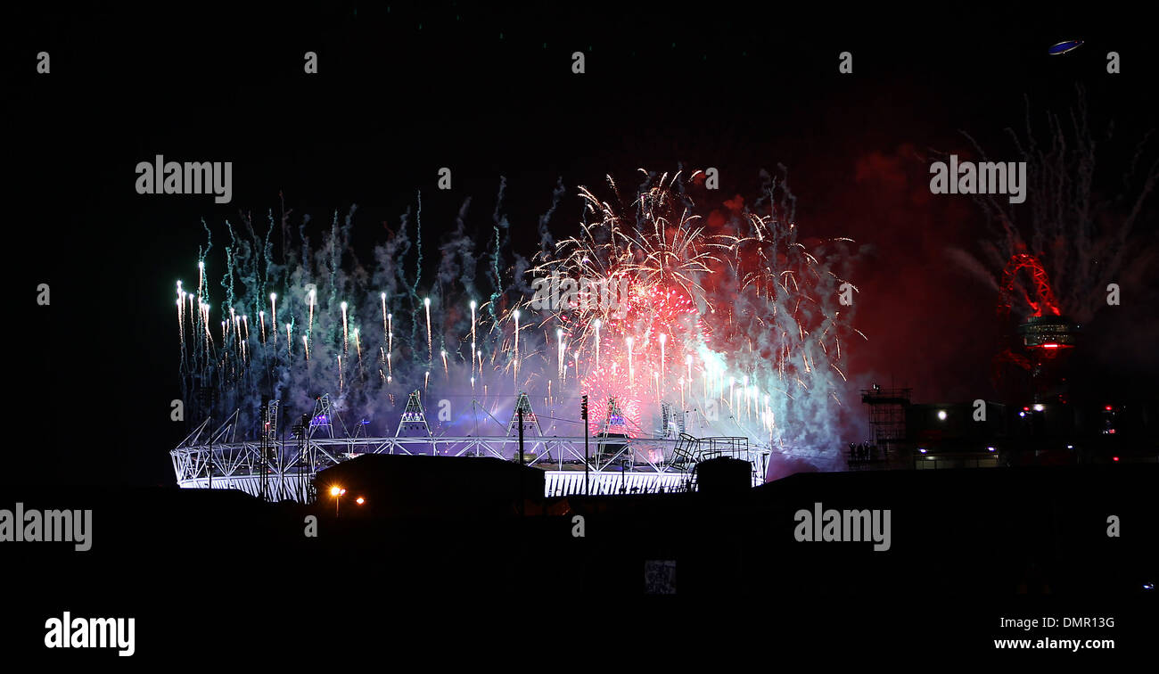Fireworks explode over Olympic stadium at end of closing ceremony of ...