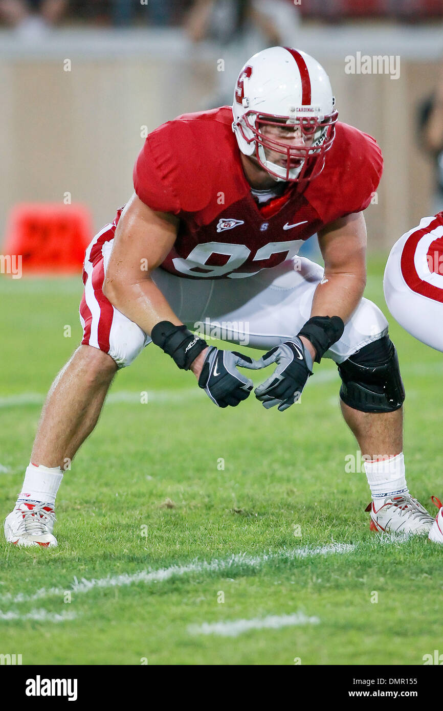 Stanford's Jim Dray (83) during game action at Stanford Stadium in ...