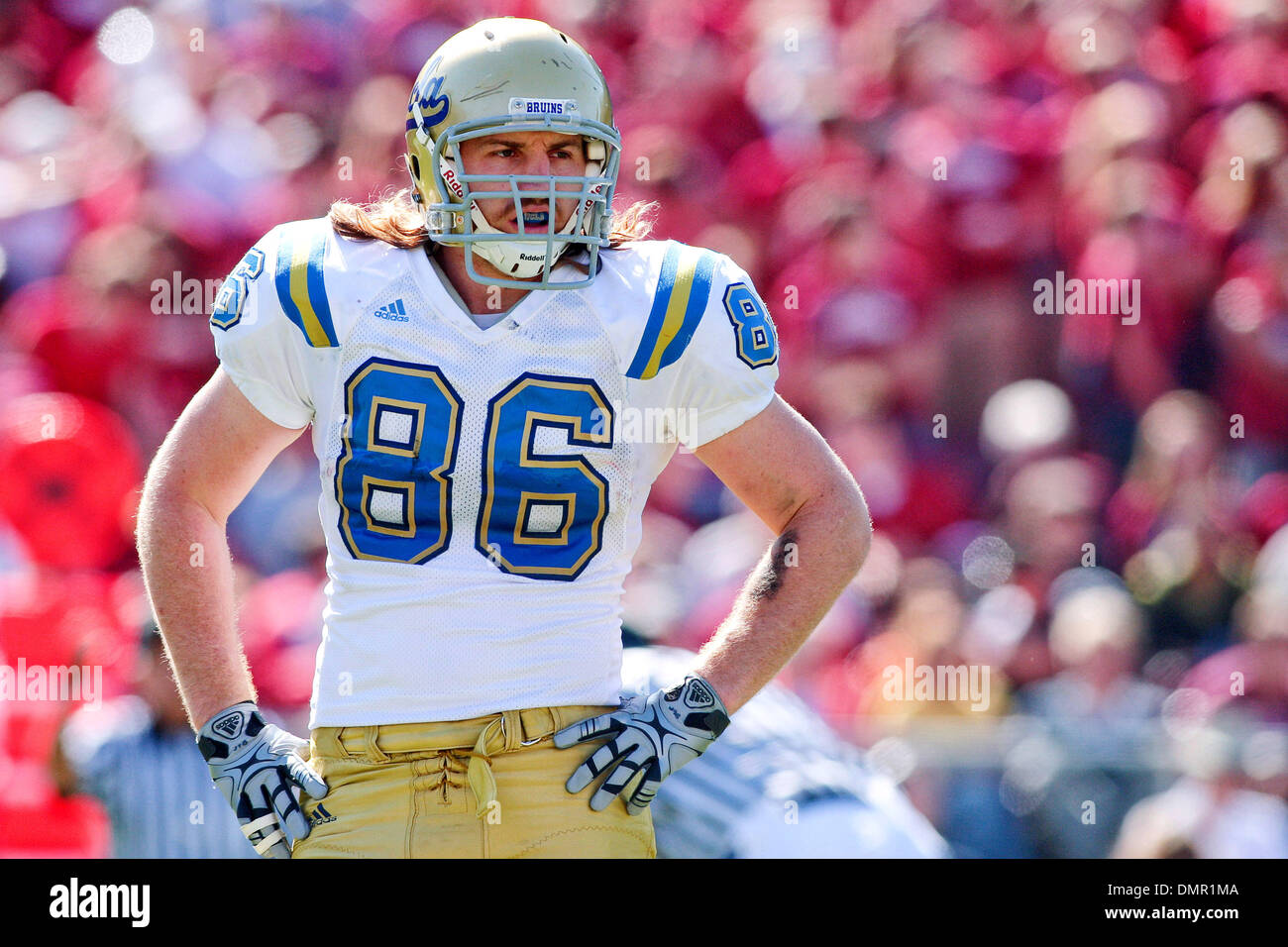 Oct. 03, 2009 - Stanford, California, U.S - 03 Oct 2009: UCLA's Logan ...