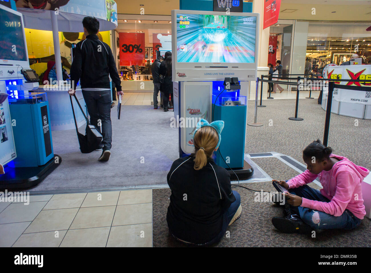 The Nintendo Wii kiosk in a mall in the borough of Queens in New York ...