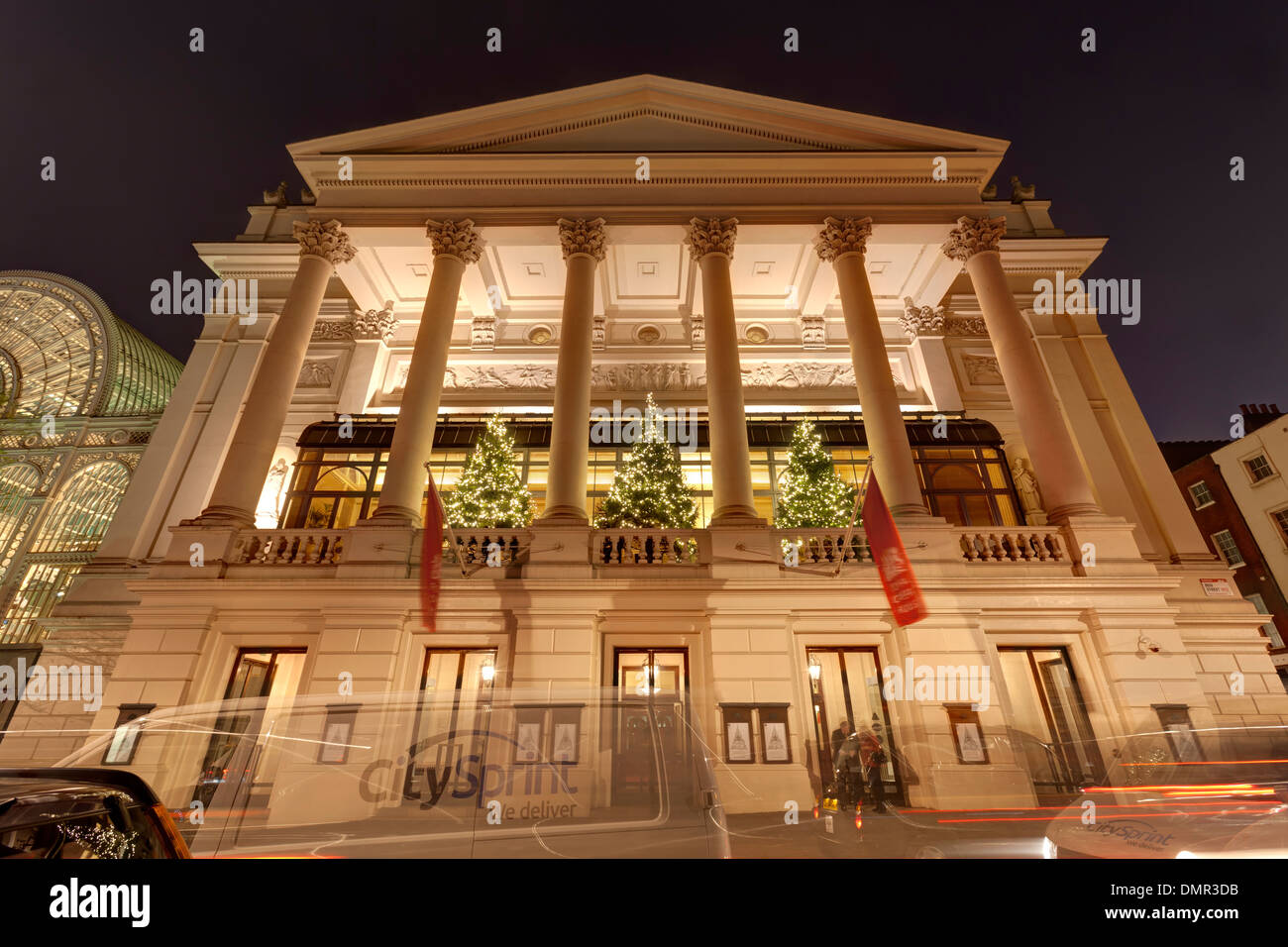 The Royal Opera House, Covent Garden, London, England Stock Photo - Alamy