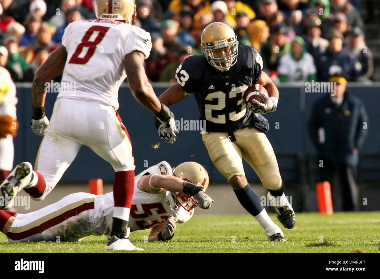 Notre Dame wide reciever Golden Tate (23) during game action. Boston ...