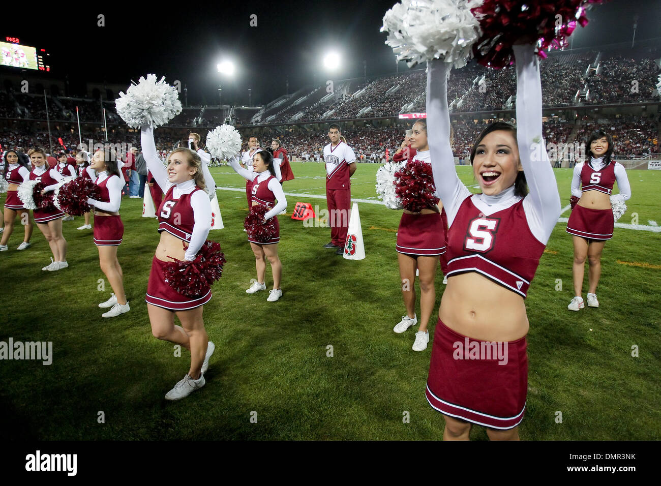 Stanford cheerleaders during game action hi-res stock photography and ...