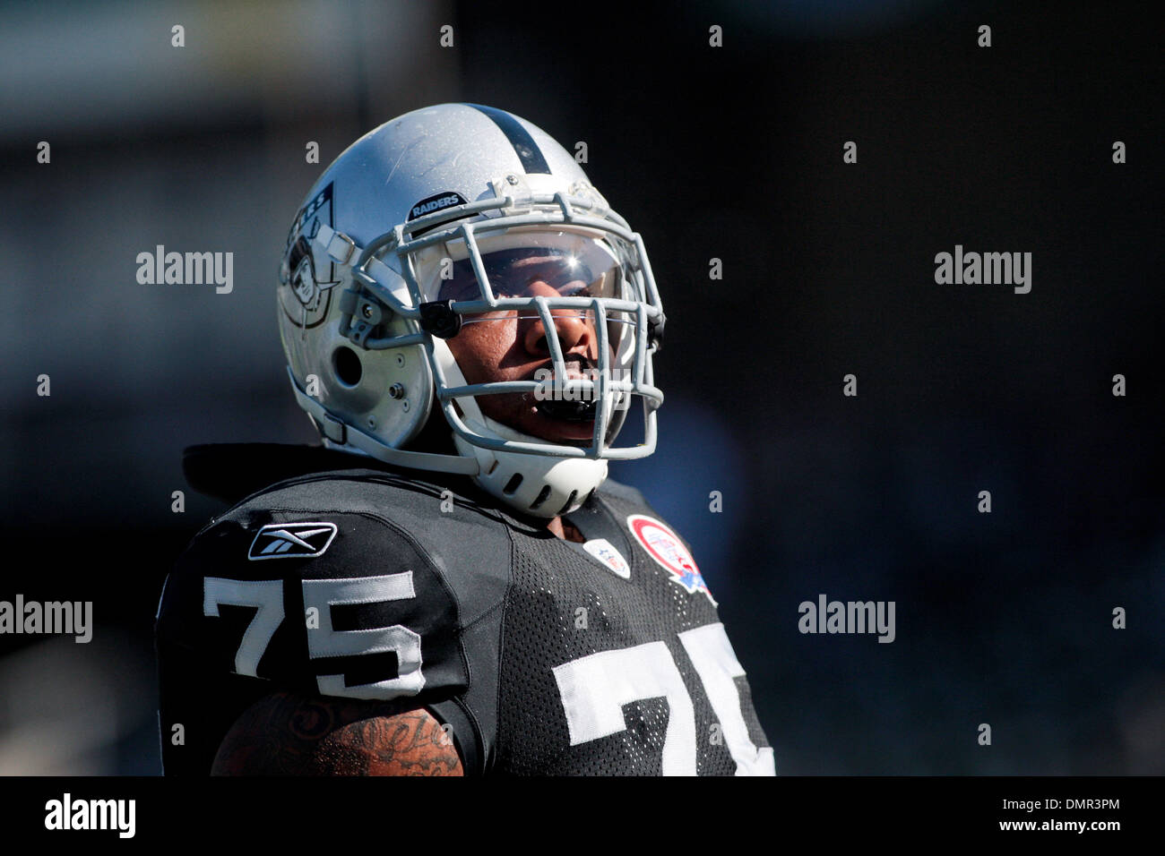 Oakland Raiders' Mario Henderson (75) during game action on Sunday at ...