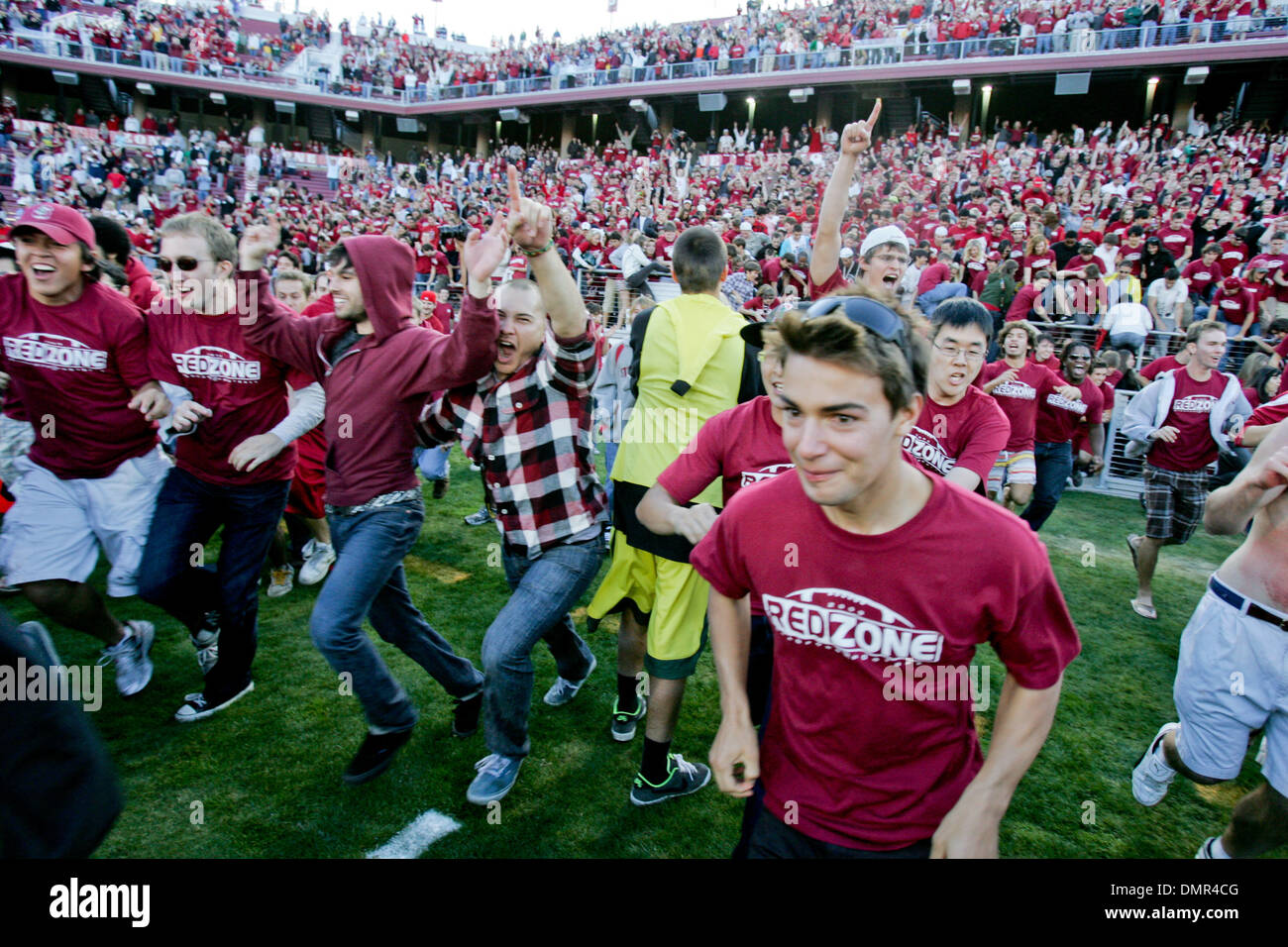 Stanford fans celebrate their victory over Oregon during game action on ...