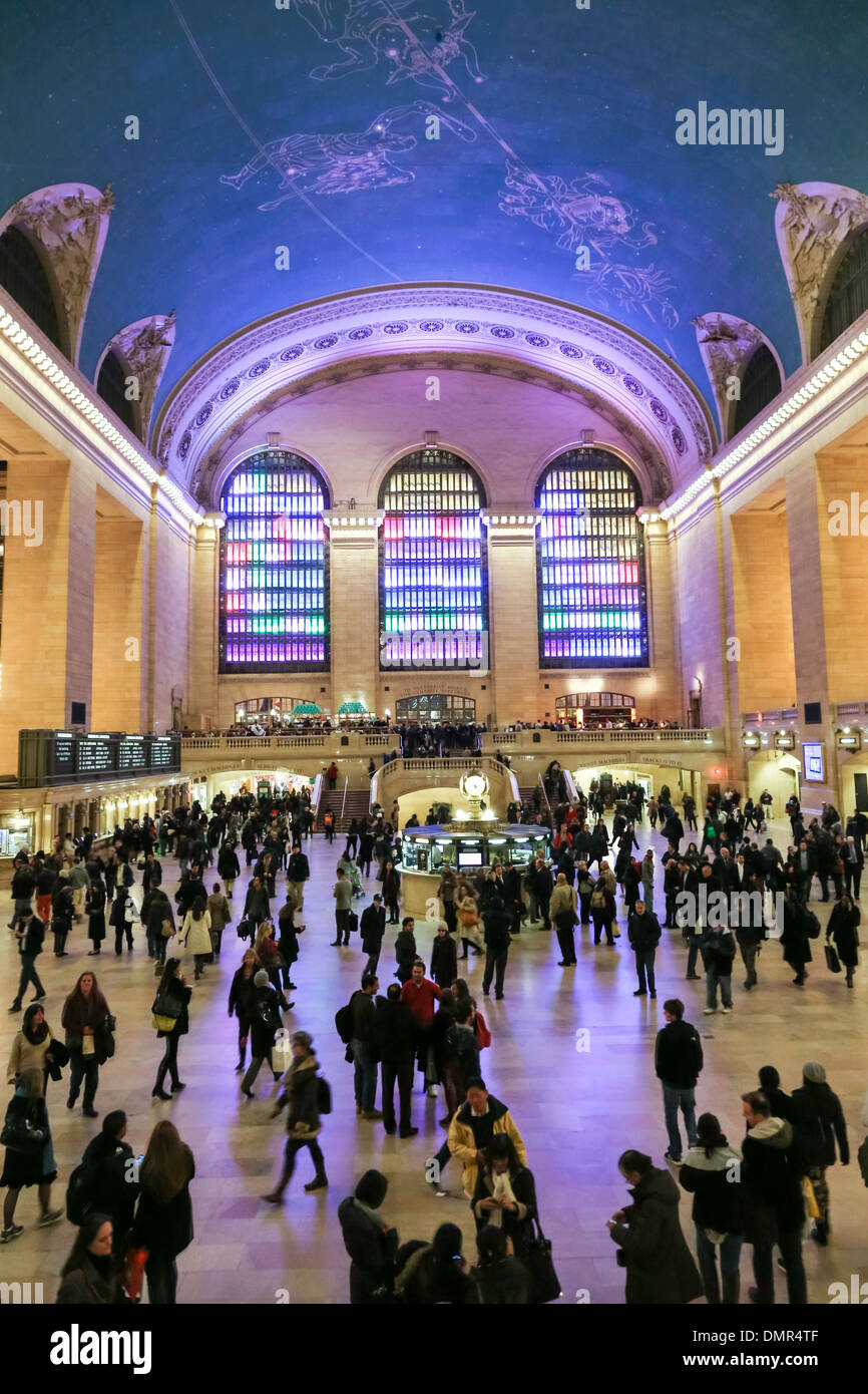 Grand central station ceiling hi-res stock photography and images - Alamy