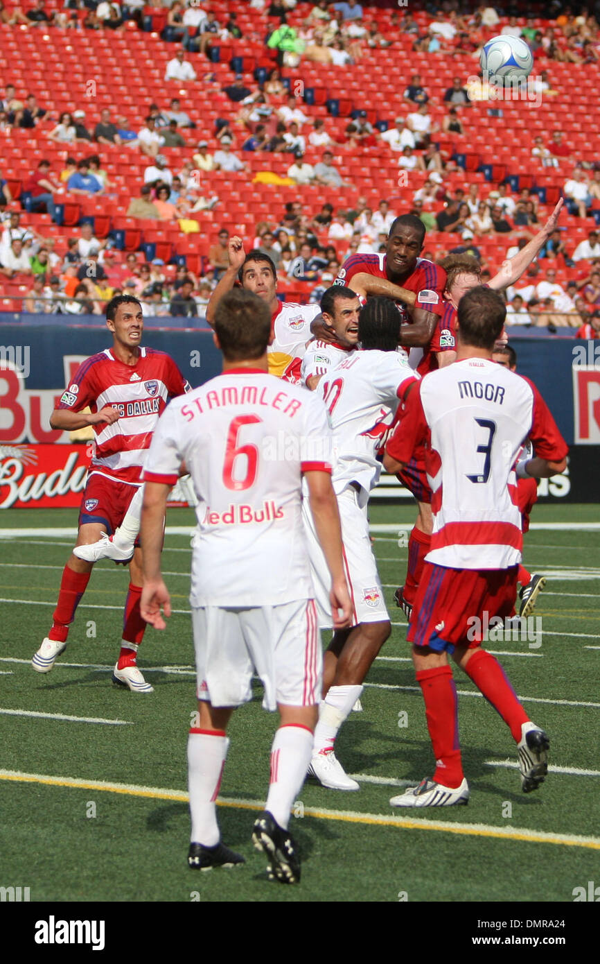 18 yard line hi-res stock photography and images - Alamy