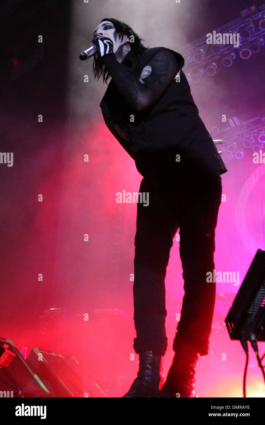 Marilyn manson concert hi-res stock photography and images - Alamy