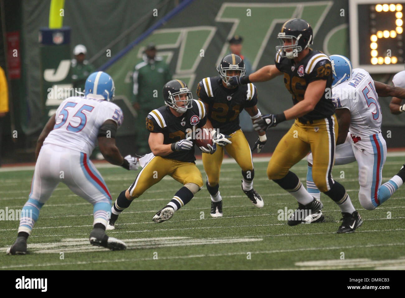 27 September 2009: New York Jets # 36 Jim Leonhard with the ball. The ...