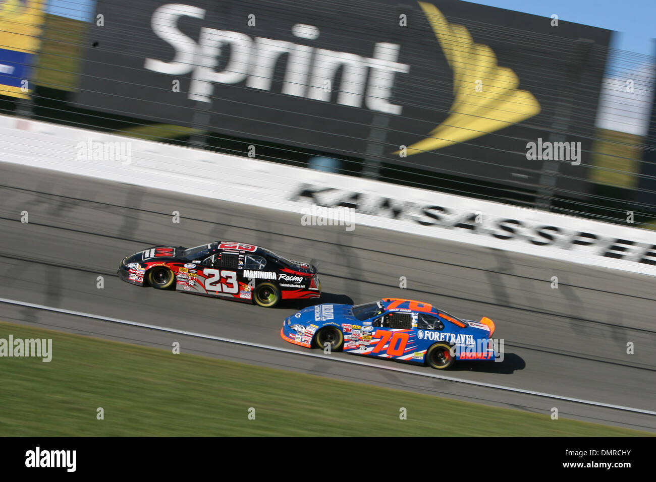 03 October 2009: Robert Richardson Jr. #23 leads Shelby Howard #70 ...