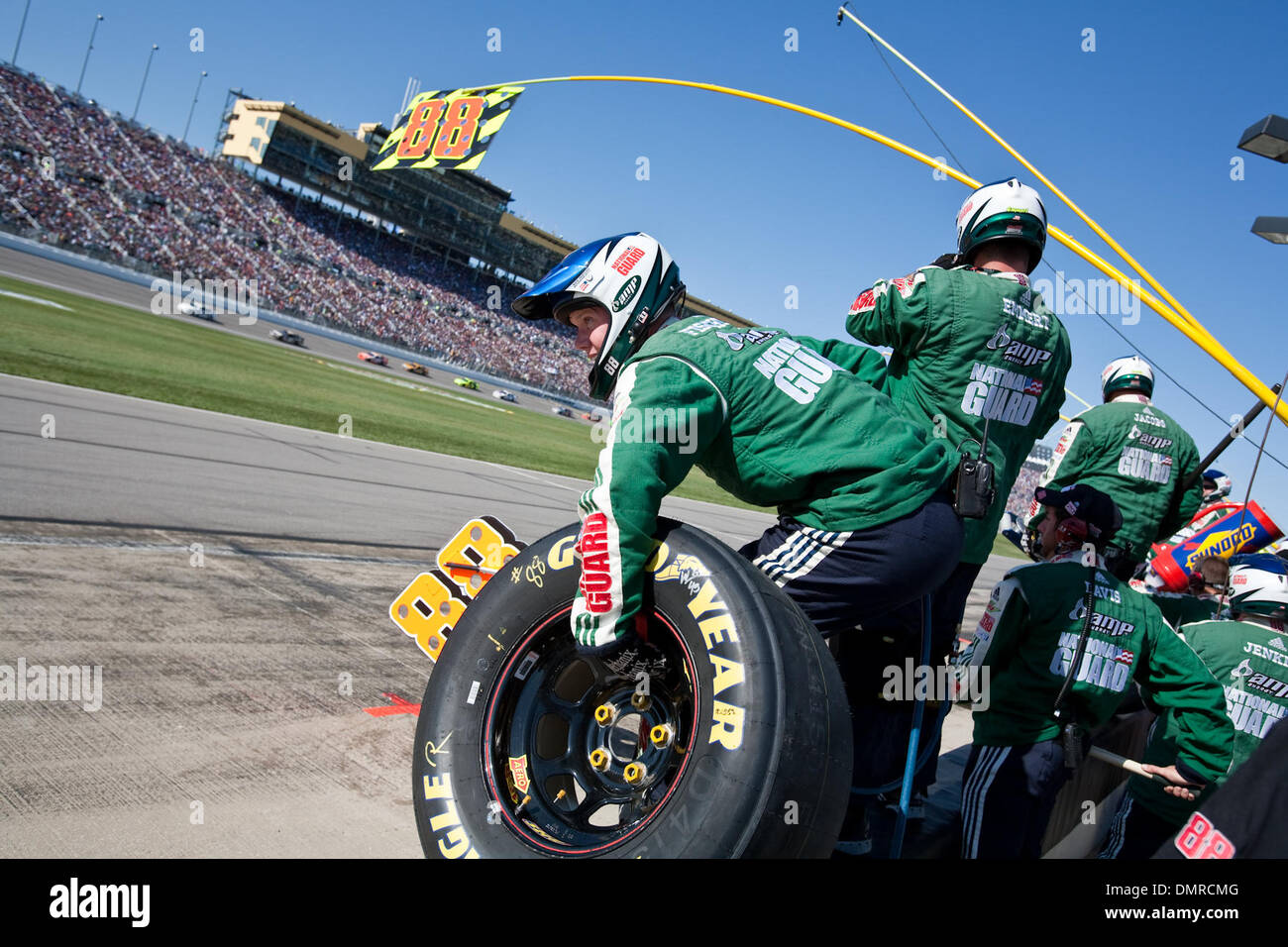 04 October 2009: The pit crew for Dale Earnhardt Jr. prepare for his ...