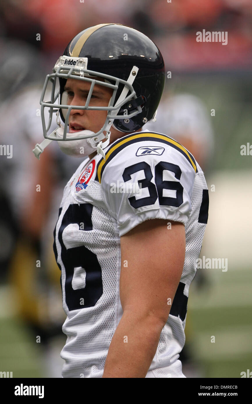 New York Jets #36 Jim Leonhard.The Miami Dolphins defeated the New York ...