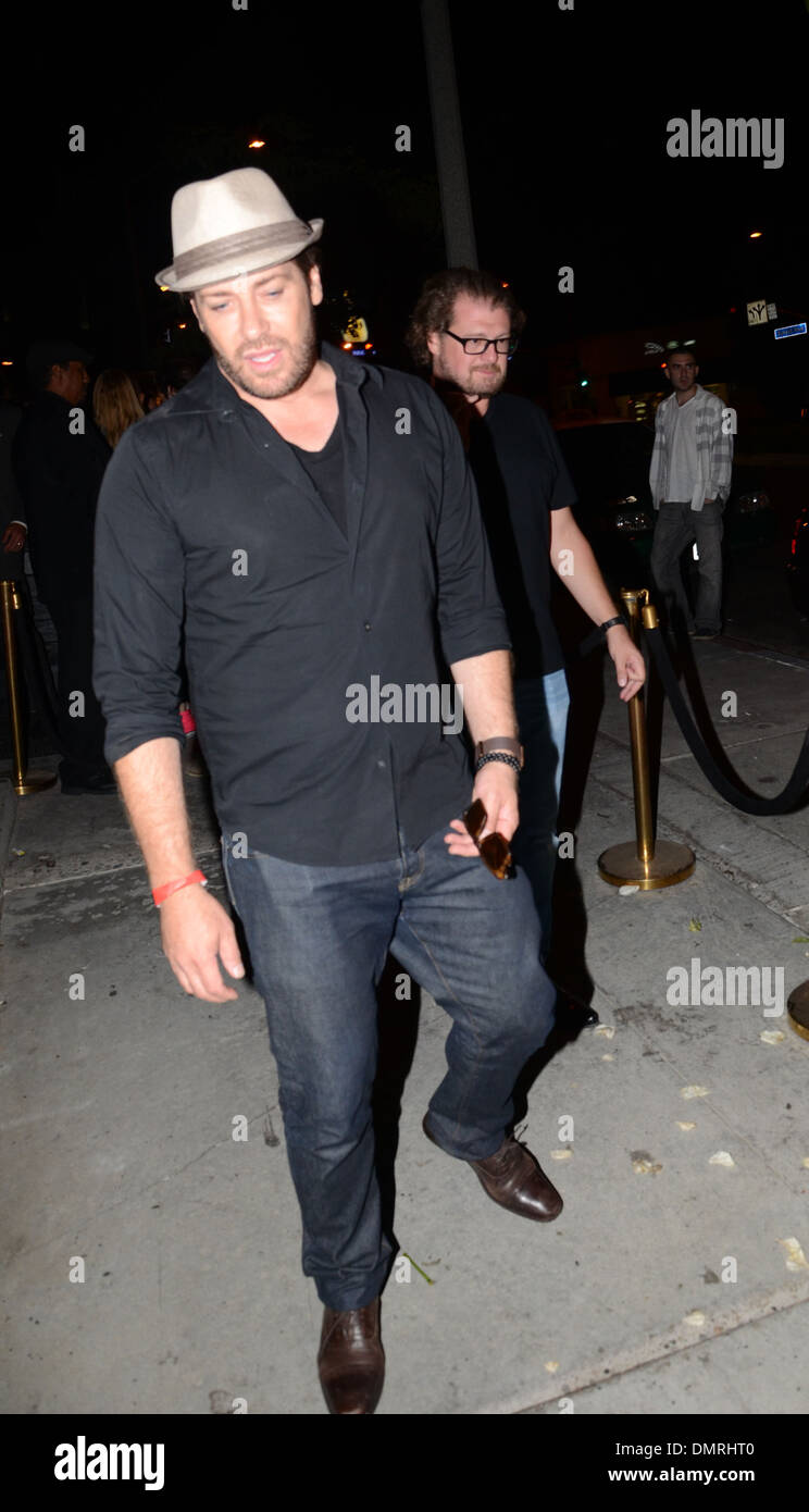 Giovanni agnelli arriving bellows nightclub hi-res stock photography ...