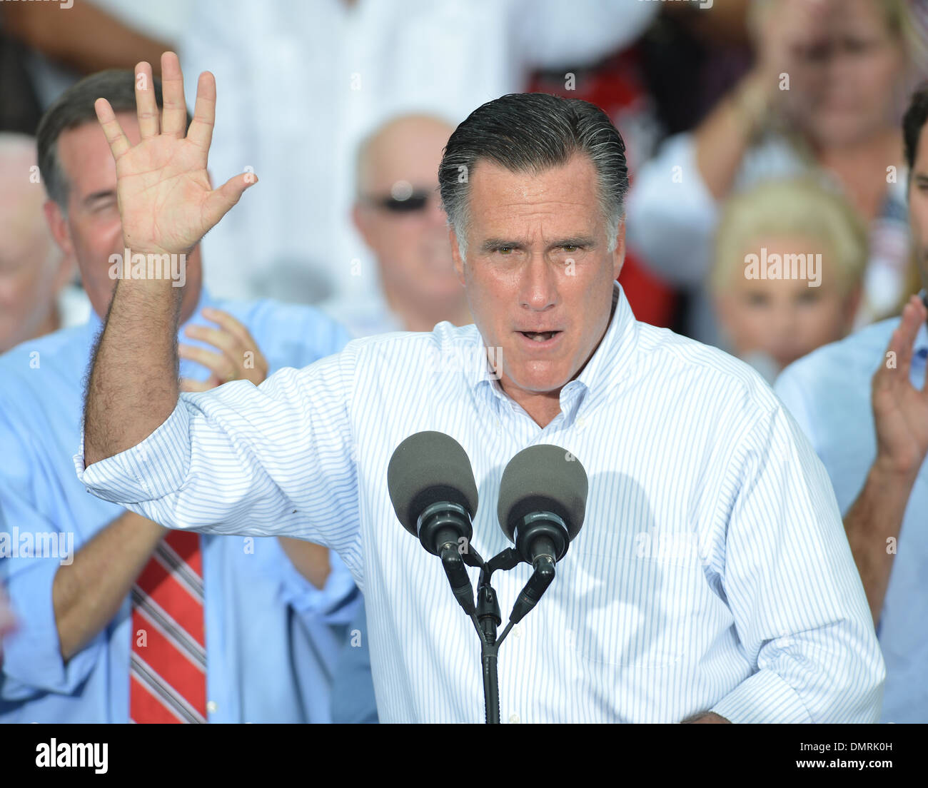 Mitt Romney Republican Presidential candidate Mitt Romney campaigns at ...
