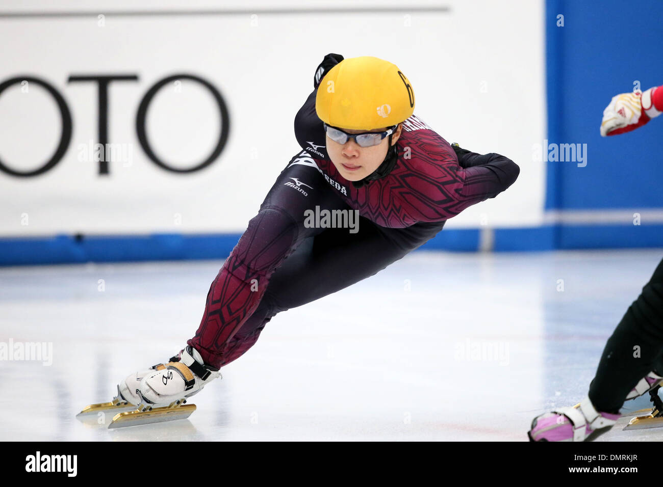 Osaka Pool Ice Skating Rink, Osaka Japan. 15th Dec, 2013. Moemi Kikuchi ...