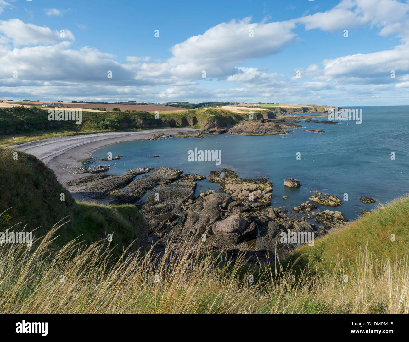 todhead lighthouse catterline stonehaven north sea bay Stock Photo - Alamy