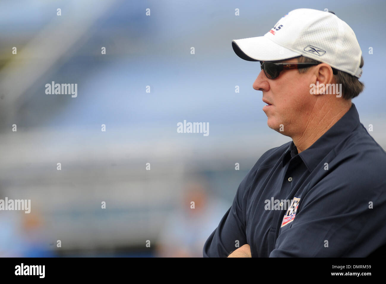Buffalo Bills Hall of Fame quarterback Jim Kelly watches Saturday's ...