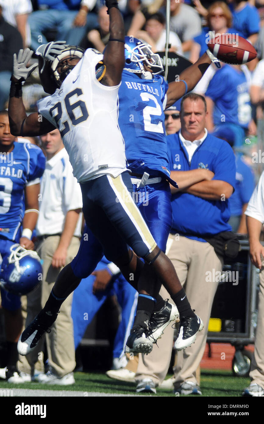 University of Buffalo Bulls receiver Marcus Rivers ,2, can not hold ...