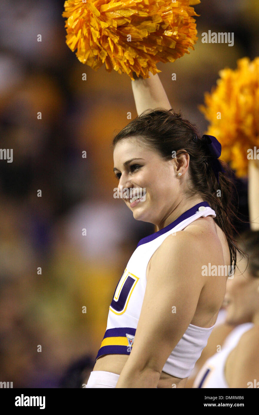 Lsu cheerleader hi-res stock photography and images - Alamy