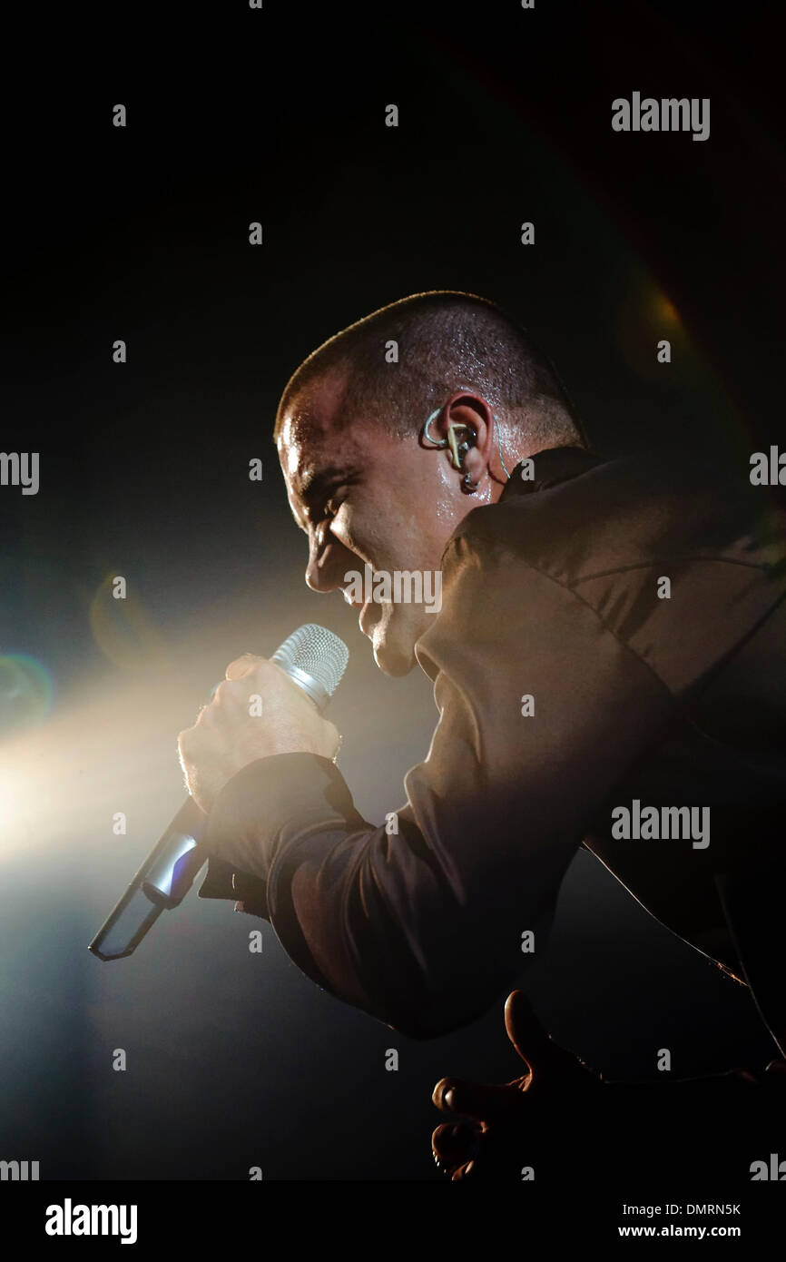 Creed frontman and lead vocalist Scott Stapp during the bands show in ...