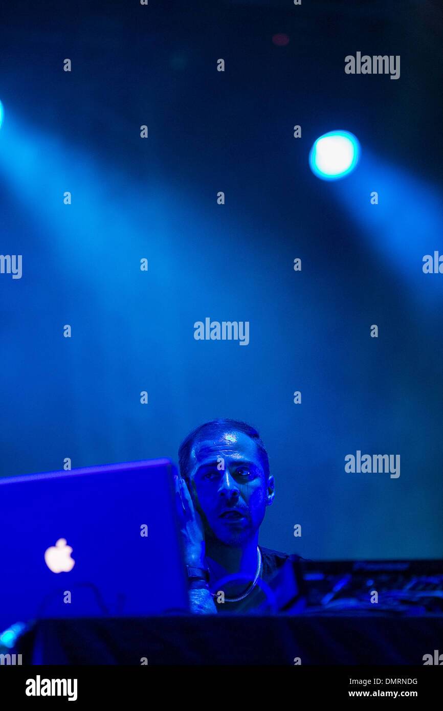 Diego Miranda performing live at Centro Hipico de Vilamoura in ...